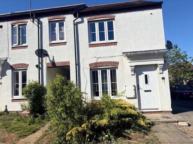 2 Bedroom End Of Terrace House