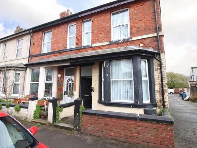 2 Bedroom End Of Terrace House