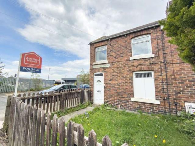 2 Bedroom End Of Terrace House