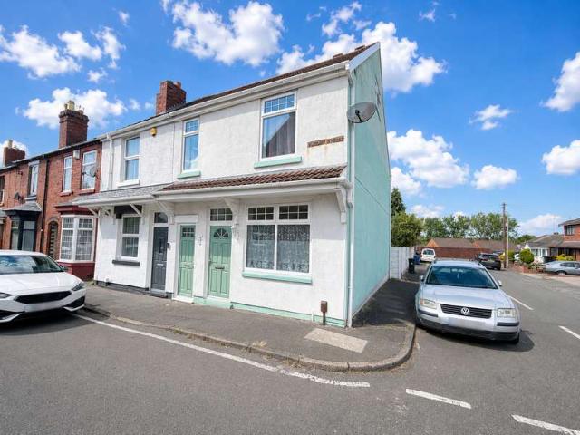 2 Bedroom End Of Terrace House