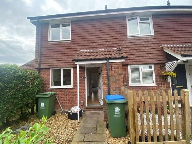 2 Bedroom End Of Terrace House