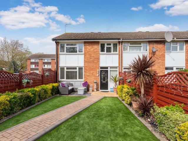 2 Bedroom End Of Terrace House