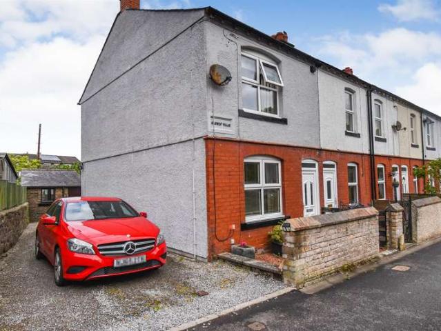 2 Bedroom End Of Terrace House