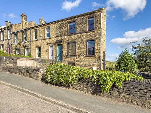 2 Bedroom End Of Terrace House