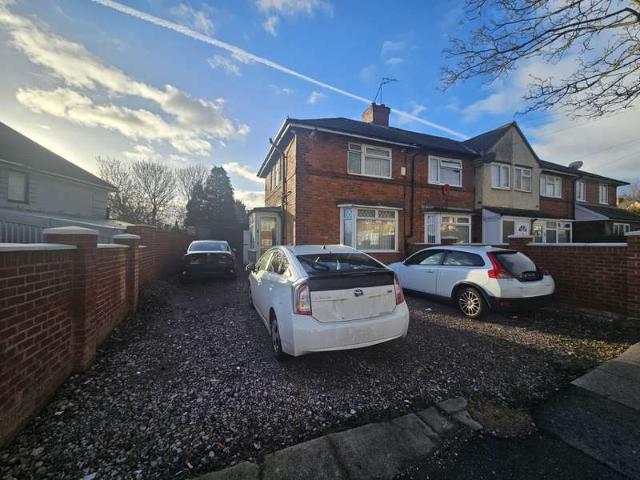 2 Bedroom End Of Terrace House