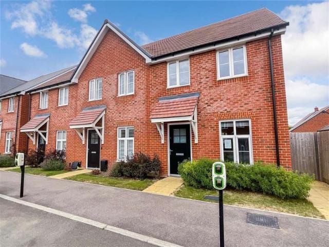 2 Bedroom End Of Terrace House