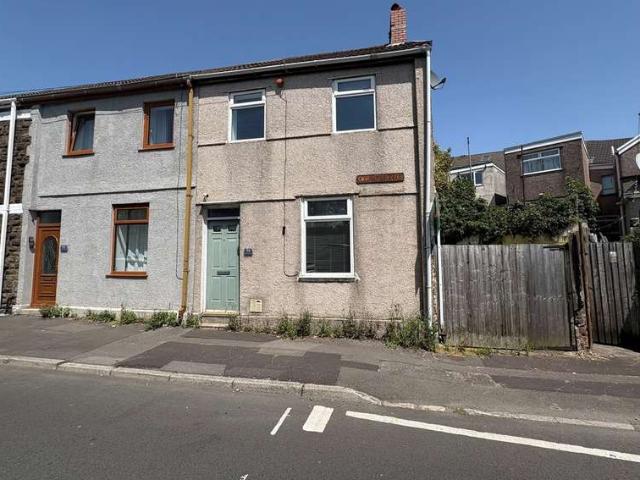2 Bedroom End Of Terrace House