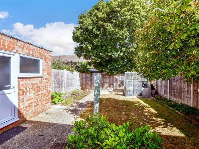 2 Bedroom End Of Terrace House