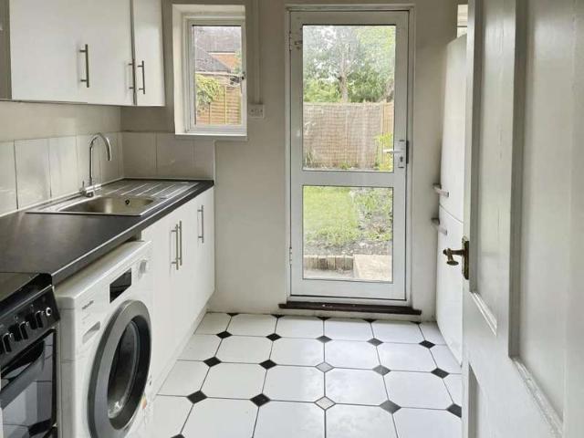 2 Bedroom End Of Terrace House