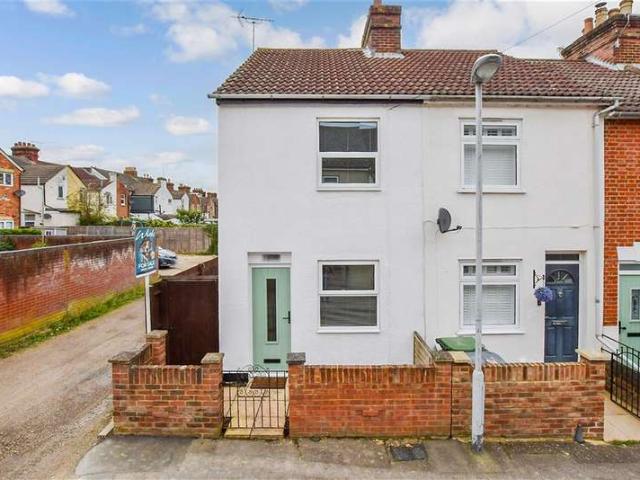 2 Bedroom End Of Terrace House