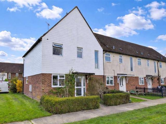 2 Bedroom End Of Terrace House