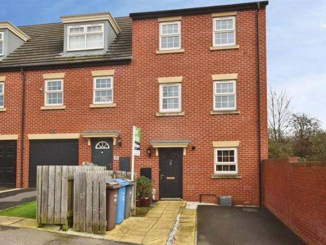 2 Bedroom End Of Terrace House