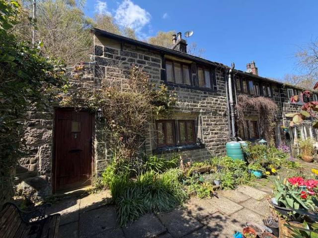 2 Bedroom End Of Terrace House