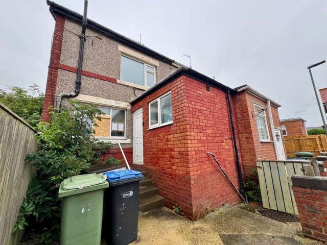 2 Bedroom End Of Terrace House