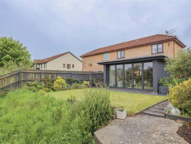 2 Bedroom End Of Terrace House