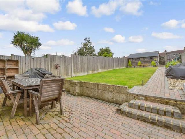 2 Bedroom End Of Terrace House