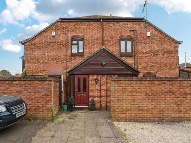 2 Bedroom End Of Terrace House