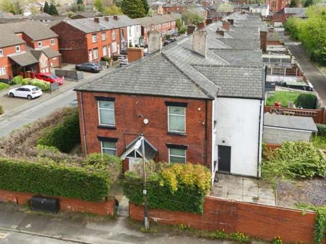 2 Bedroom End Of Terrace House