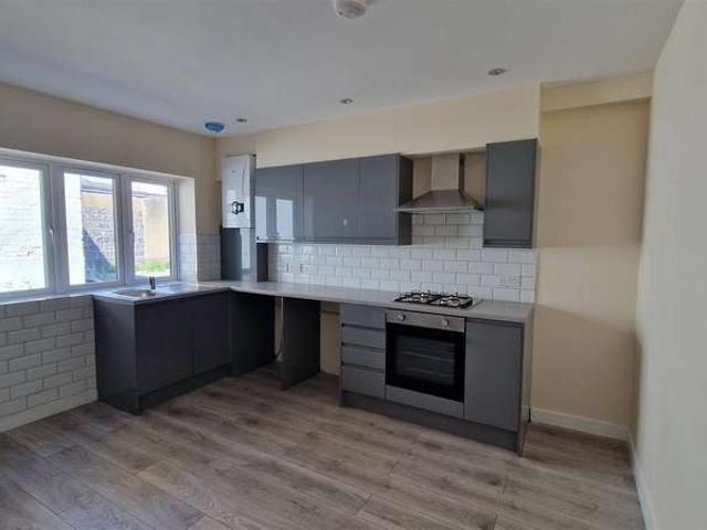2 Bedroom End Of Terrace House