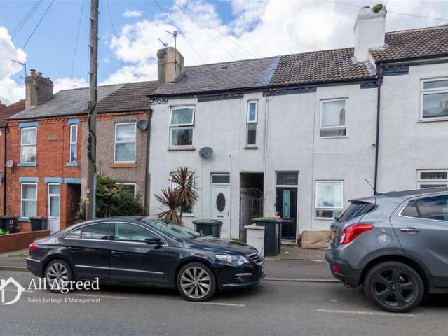 2 Bedroom End Of Terrace House