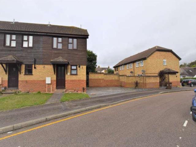 2 Bedroom End Of Terrace House