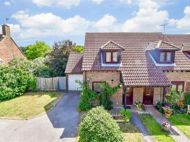 2 Bedroom End Of Terrace House