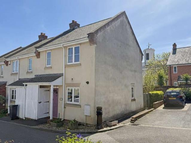 2 Bedroom End Of Terrace House