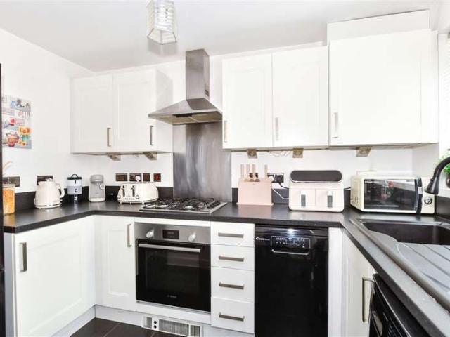 2 Bedroom End Of Terrace House