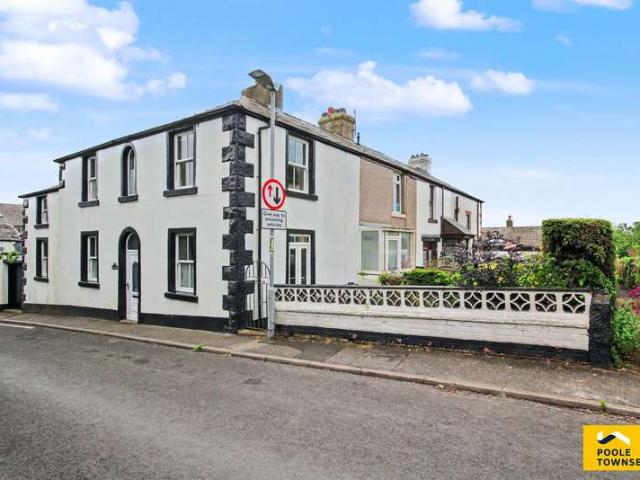 2 Bedroom End Of Terrace House