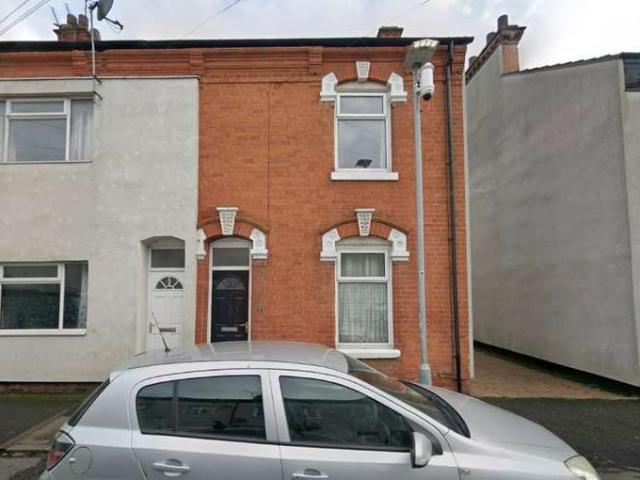 2 Bedroom End Of Terrace House