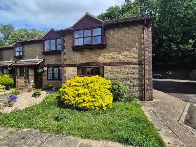 2 Bedroom End Of Terrace House