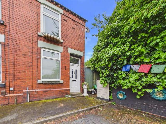 2 Bedroom End Of Terrace House