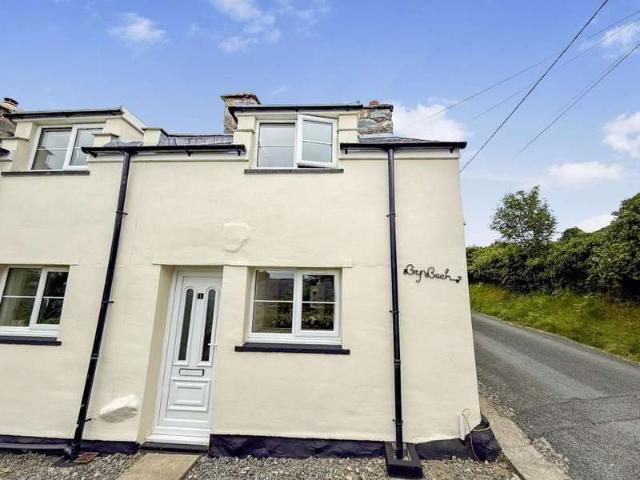 2 Bedroom End Of Terrace House