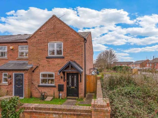 2 Bedroom End Of Terrace House