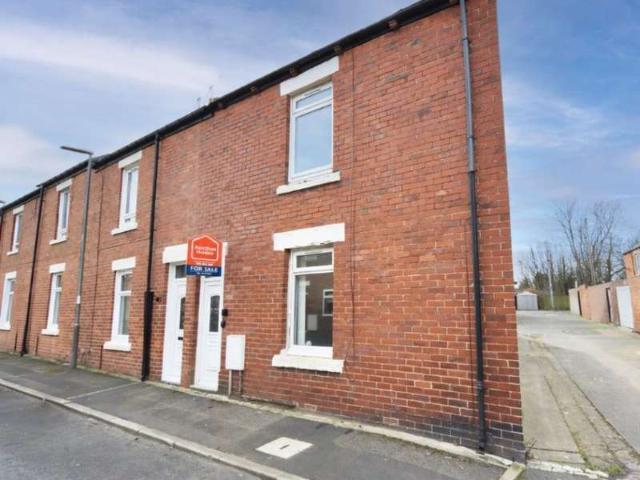 2 Bedroom End Of Terrace House