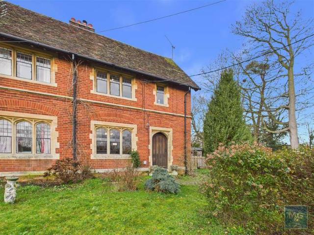 2 Bedroom End Of Terrace House