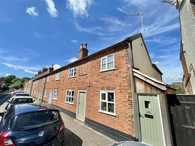 2 Bedroom End Of Terrace House