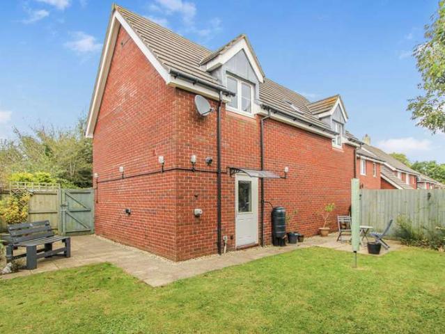 2 Bedroom End Of Terrace House