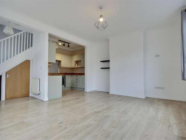 2 Bedroom End Of Terrace House