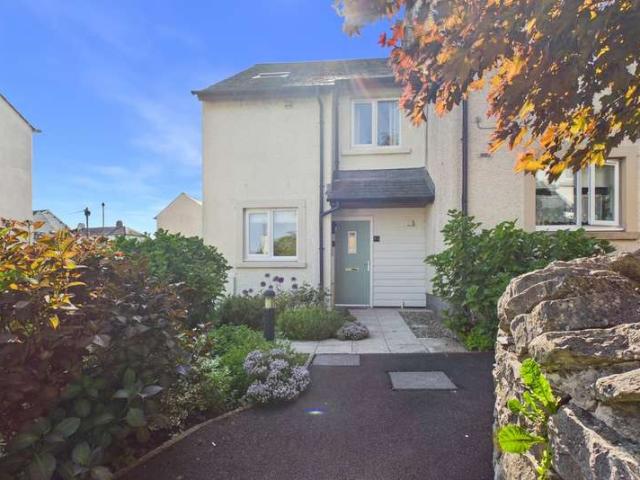 2 Bedroom End Of Terrace House