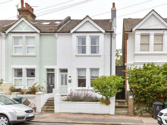2 Bedroom End Of Terrace House