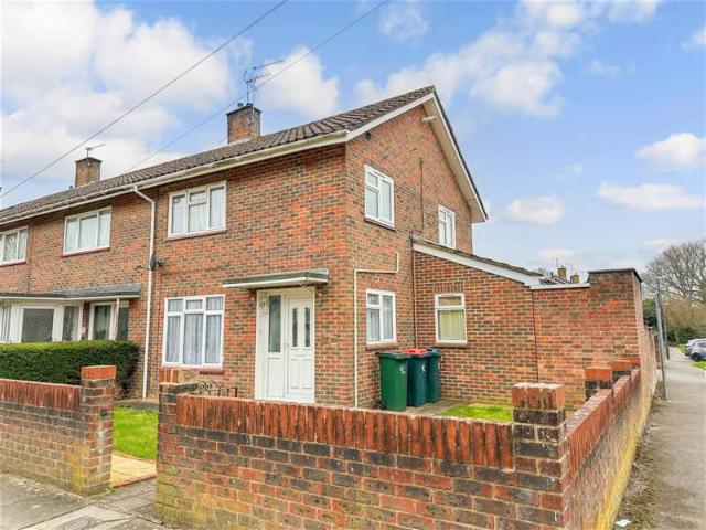 2 Bedroom End Of Terrace House
