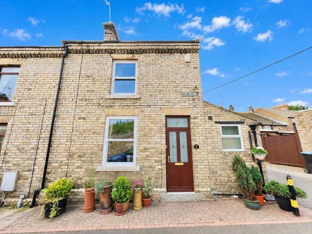 2 Bedroom End Of Terrace House