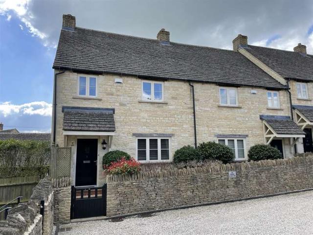 2 Bedroom End Of Terrace House