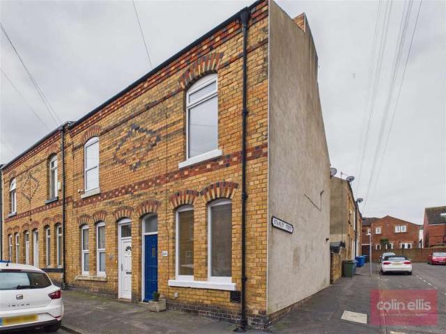 2 Bedroom End Of Terrace House