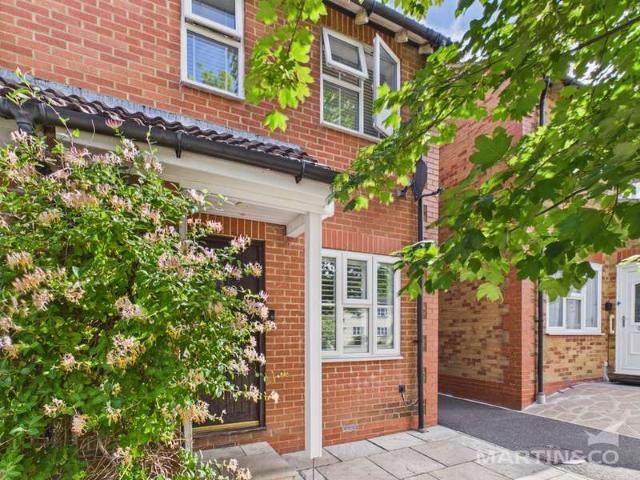 2 Bedroom End Of Terrace House