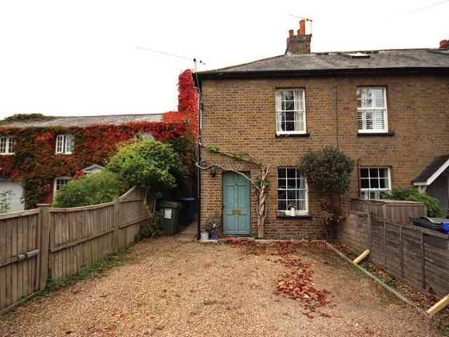 2 Bedroom End Of Terrace House