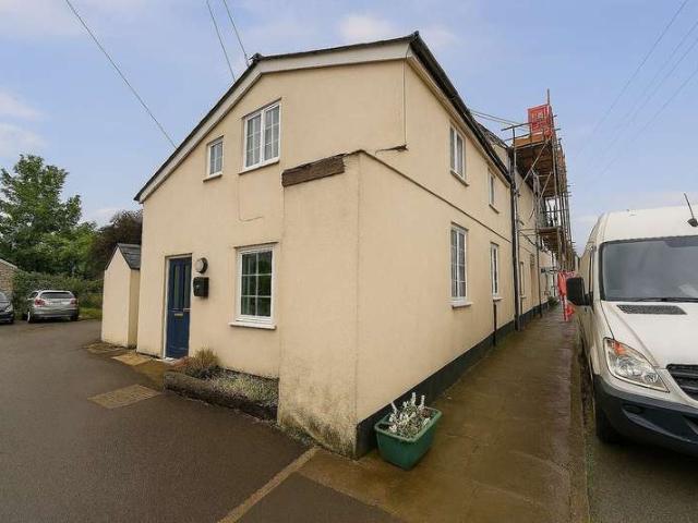 2 Bedroom End Of Terrace House