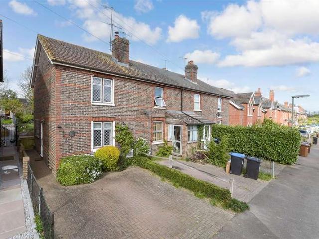 2 Bedroom End Of Terrace House