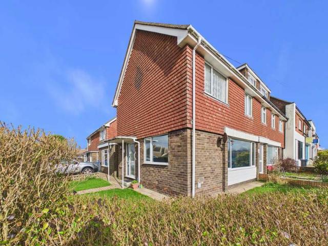 2 Bedroom End Of Terrace House